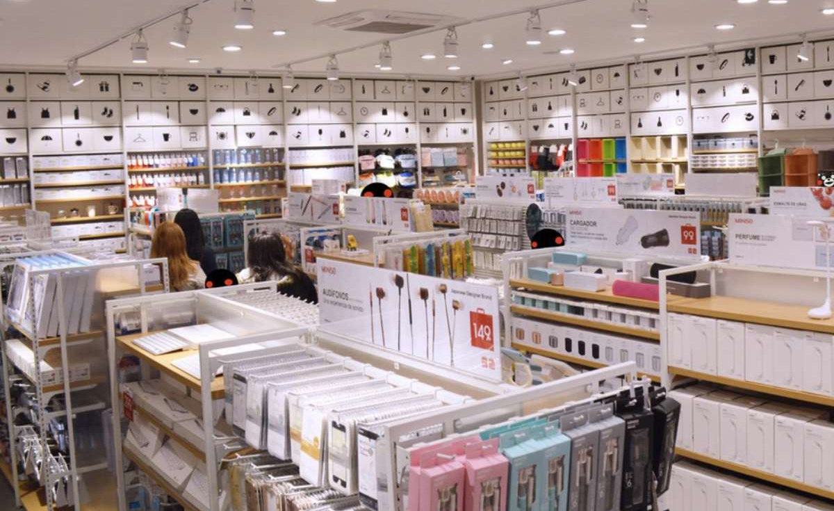 CUATRO MINISO DATES QUE PUEDES HACER SIN SALIR DE CASA – bleufiufiu